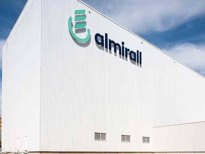 Almirall presenta una pérdida neta de 40,9 millones de euros - Negocios TV