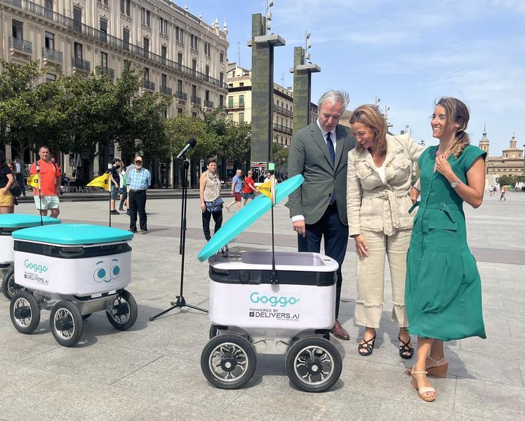 Goggo Network inicia una prueba piloto de robots autónomos de reparto ...